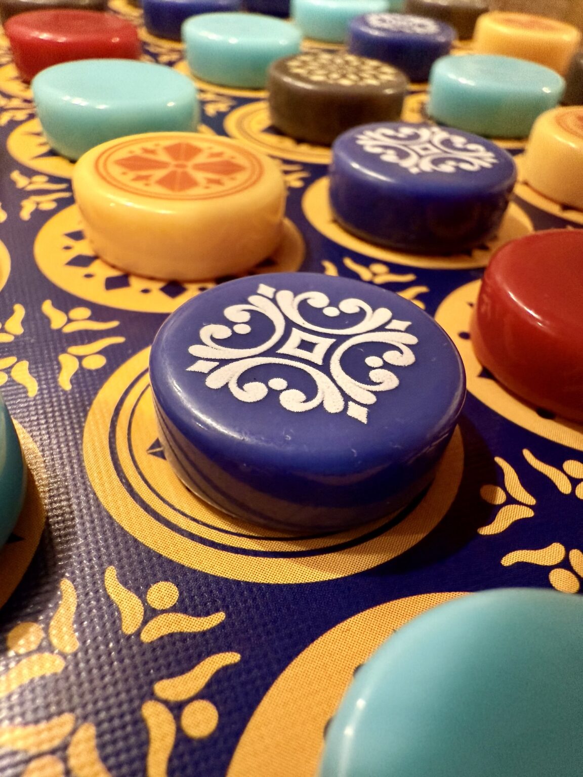 Test et avis du jeu Azul Duel : un brillant jeu de stratégie pour 2 joueurs